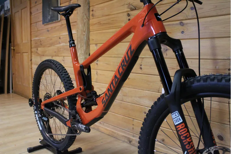 Current Demo Bike Santa Cruz Nomad 2019 C R Model Orange XL