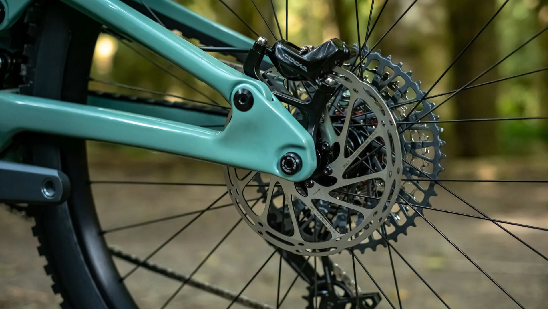 Forbidden Druid V2 - FX Build - MX Wheel - Sram T-Type Spruce Alm