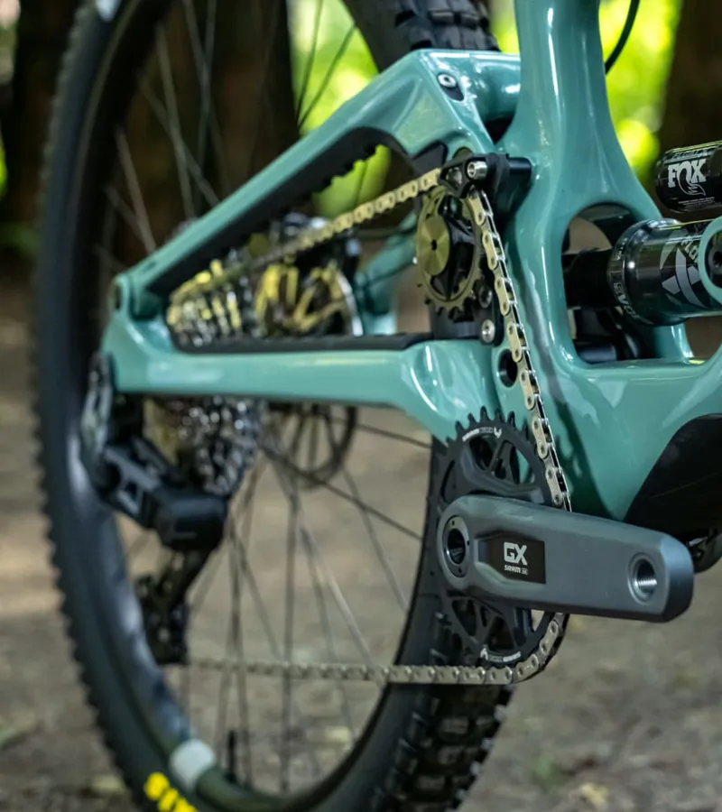 Forbidden Druid V2 - FX Build - MX Wheel - Sram T-Type Spruce Alm